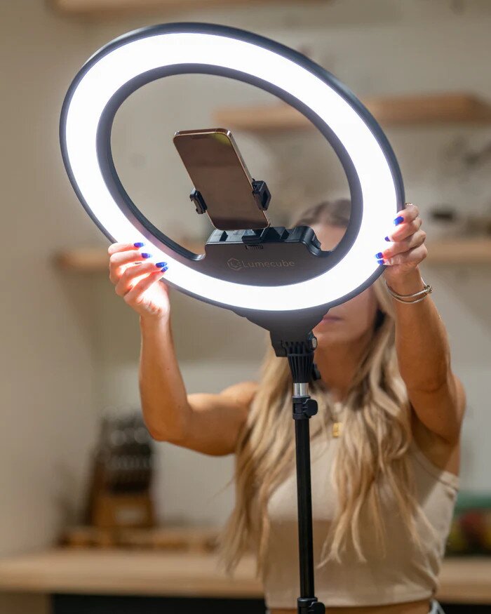 Buy Lume Cube Cordless Ring Light Pro 18-inch Edge-Lit LED online in ...