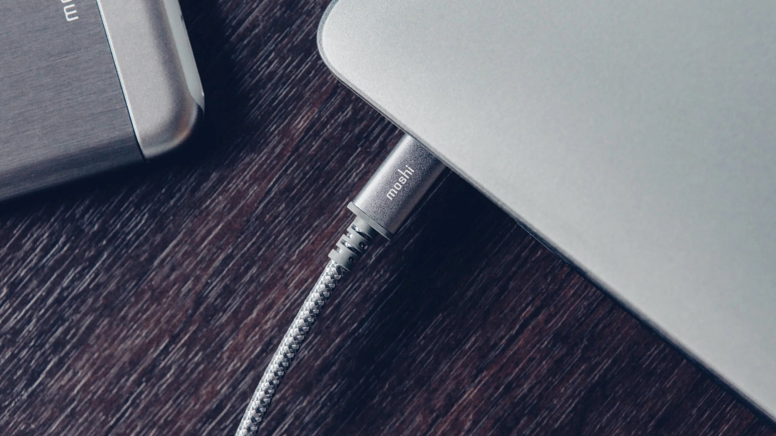 Buy Moshi Integra USB-C Charge Cable 6.6 Ft (2 m) online in Pakistan ...